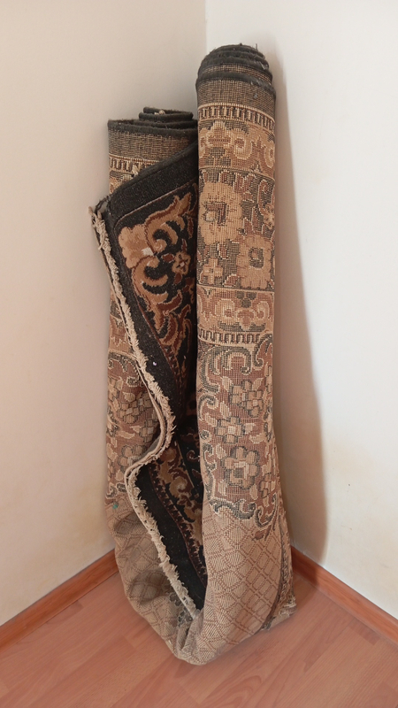 Родаётся палас персидский / Perscha sotilmoqda palas
