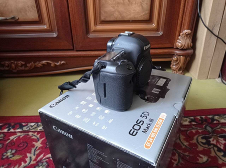 Cannon 5d mark 3 BODY sotiladi