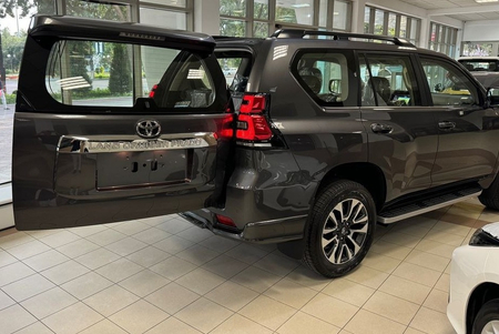 Toyota Land Cruiser Prado 2023 год Объем двигателя 4.0
