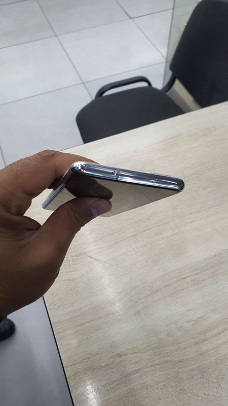 Samsung s20fe holati idyal