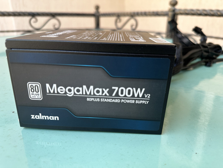 Новый Zalman W700 80+
