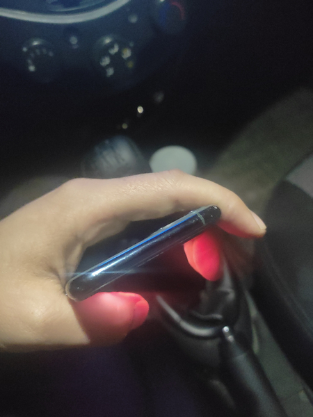Ayfon 11 pro srocha sotiladi 64GB