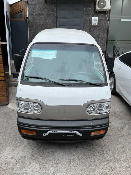 Damas Orient Auto Hamkor Companiyasida