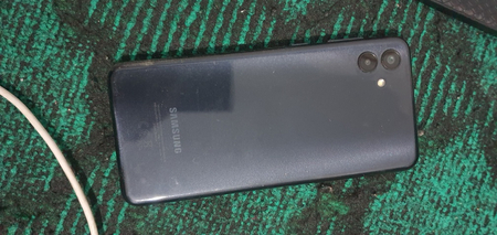 Samsung a04 4ga 64 tali