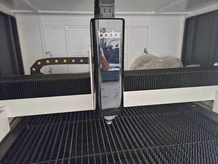 Лазерный станок бодор bodor