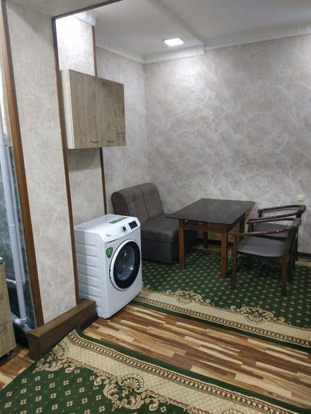 Малйарка кафель обой гипса декор пол паталок ламинант балкон киламиз .