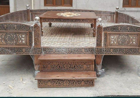 Kravat suri tapchan 234$ dan bowlanadi