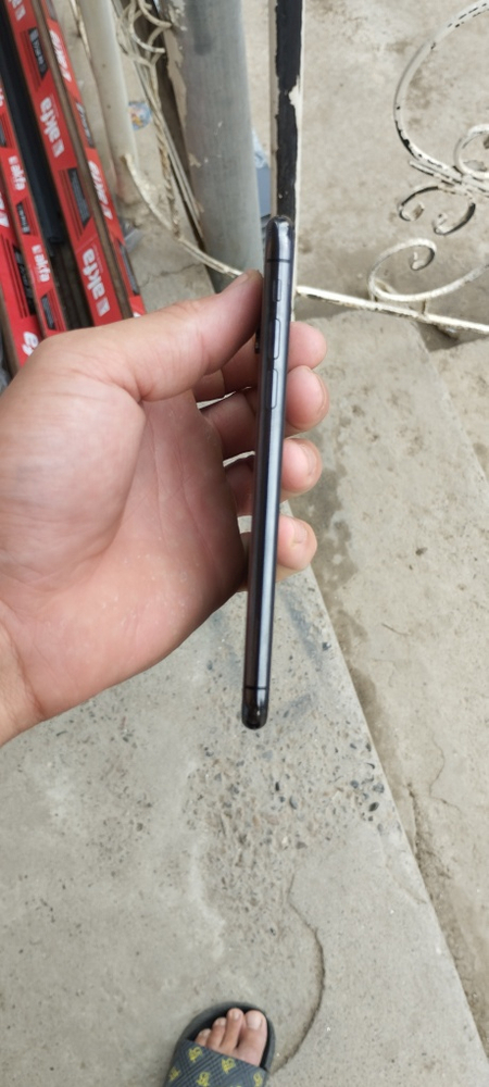 Iphone xs 64gb holati ideal