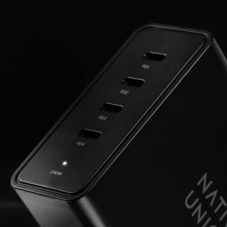 Сетевое зарядное устройство Native Union с четырьмя USB-C портами