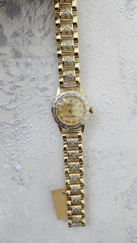 Золотые часы Rolex С Бриллиантами!