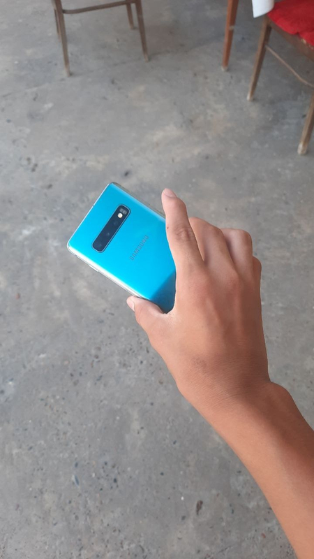 Samsung s10 sotiladi