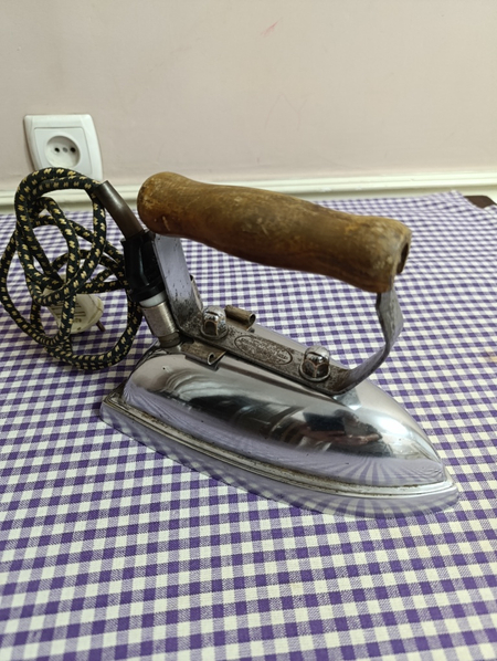Утюг (СССР тяжелый).