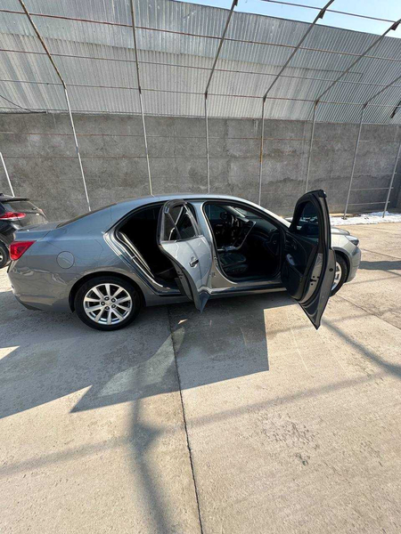 Продам chevrolet malibu
