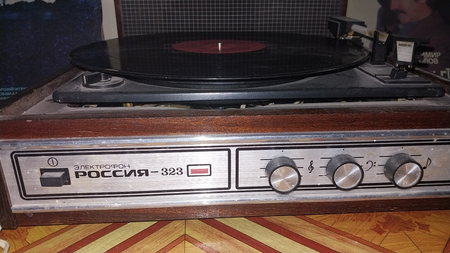 Проигрыватель\\\