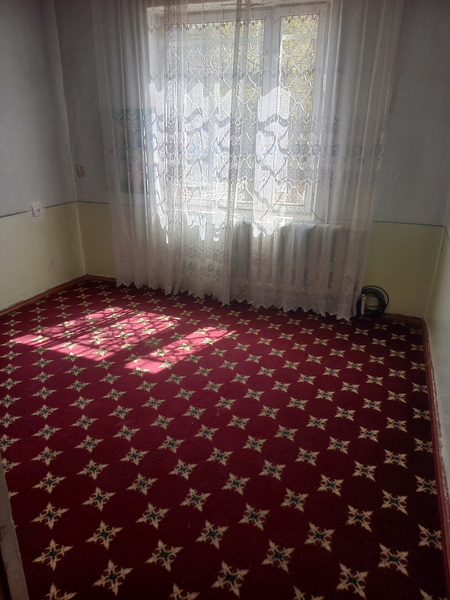 Kvartiraga turishga 2 ta qiz kere