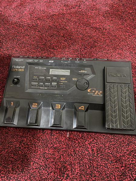 Roland gr 33 sotiladi