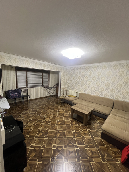 СРОЧНО продается 3/8/9 улучшенка, балкон 2х6 Юнусабад 19кв