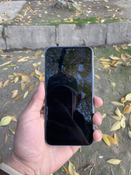 iphone11 64tali yomkis 75% aybi yoq