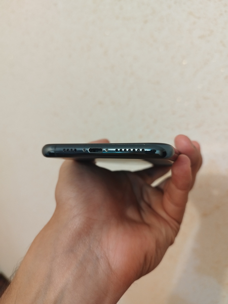 iPhone 11 Pro Max 256GB LL/A 79%