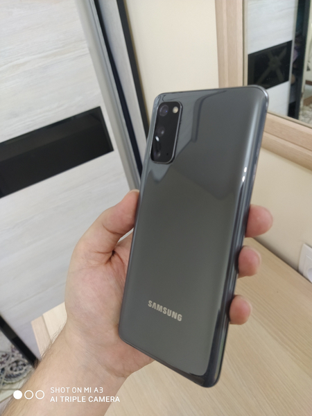 Samsung S20 Sotiladi 12/128