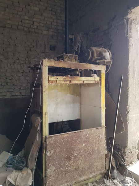 paxta chiqaron stonoq xamma narsasi bilan sotiladi ishlap duripdi