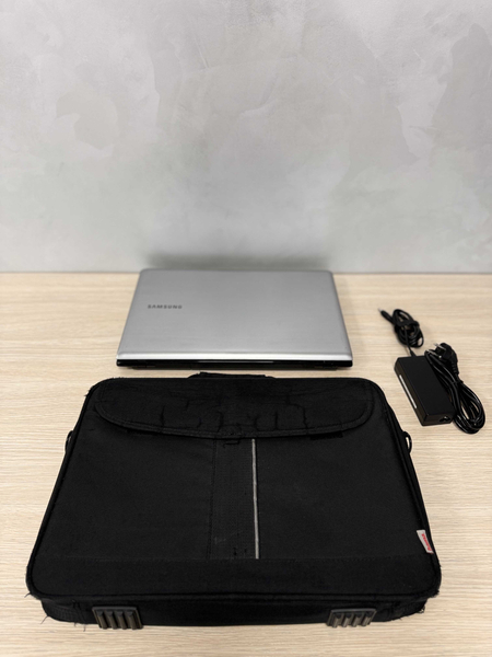 Ноутбук Samsung NP350E7C i7/16Gb/256Gb SSD/17