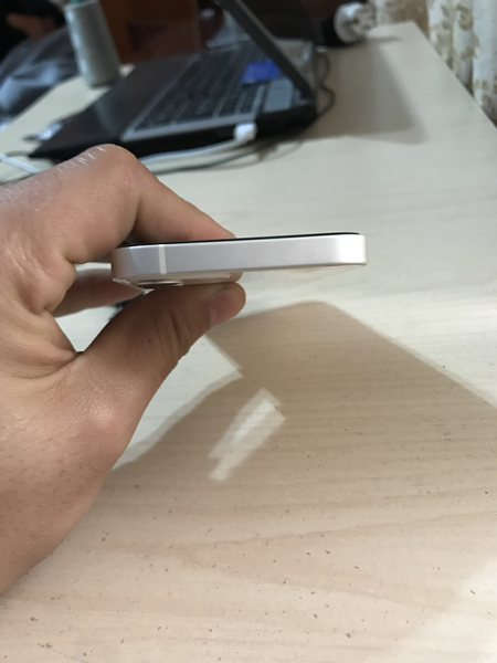 Iphone 12 mine. 64 gb srochni