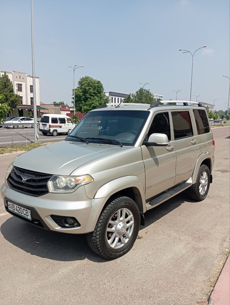 УАЗ Патриот 2015