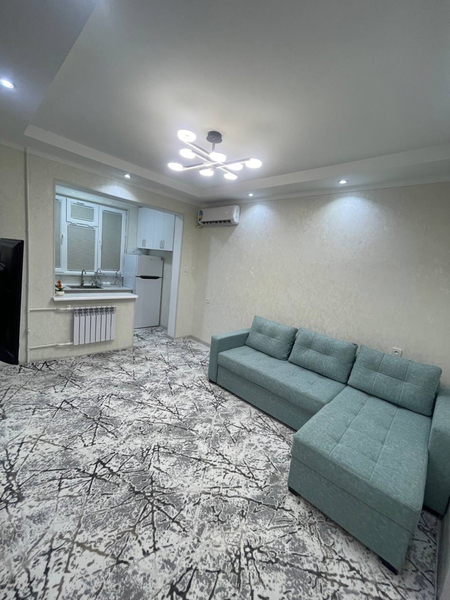 Чиланзар 10 квартал 2/3 600 у.е евро