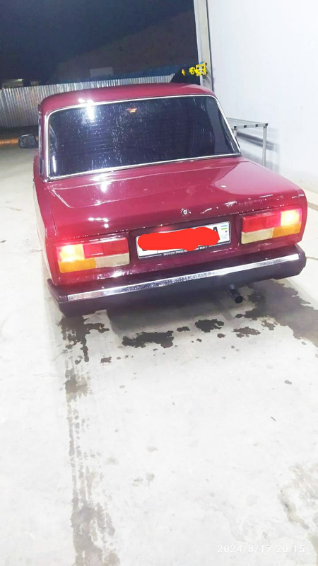 Vaz 2107 sotiladi