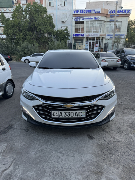 Chevrolet Malibu Premier 2021
