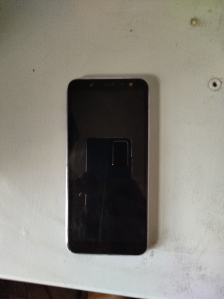 Samsung galaxy j 6 sotiladi olmaydiganlar qoʻngʻiroq qilib oʻtirmasin