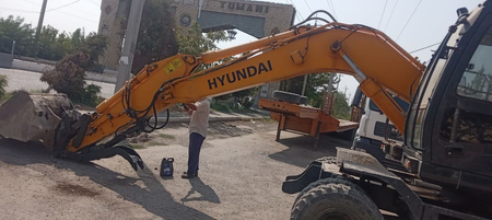 Экскаватор Hyundai 1400