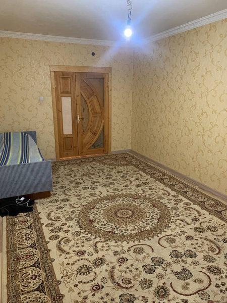 Продаю свою кв 4к 9э массив строител сергели курувчи метро 12 бекат