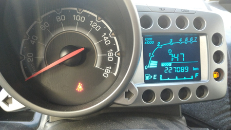 Chevrolet Spark сотилади.