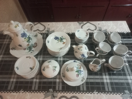 Продаётся немецкий фарфоровый сервиз,Антиквариат,Винтаж