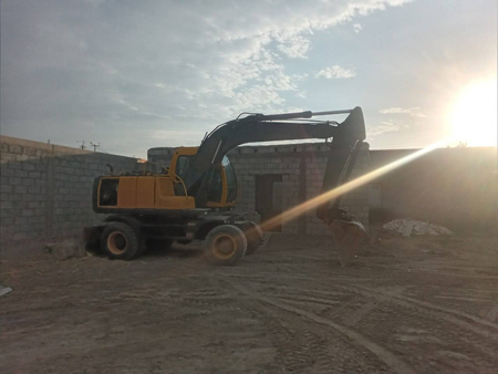 ЭКСКАВАТОР Колёсный 1998 й Toshkentda tayor 
Samsung 135 . Ковш 0.7m3