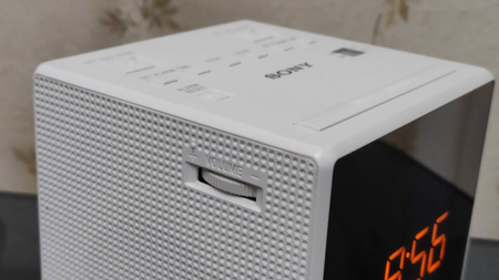Sony ICF-C1T радио, часы, будильники
