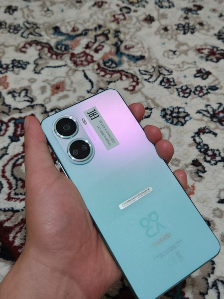 Huawei nova 10 SE 8/128 xolati ideal