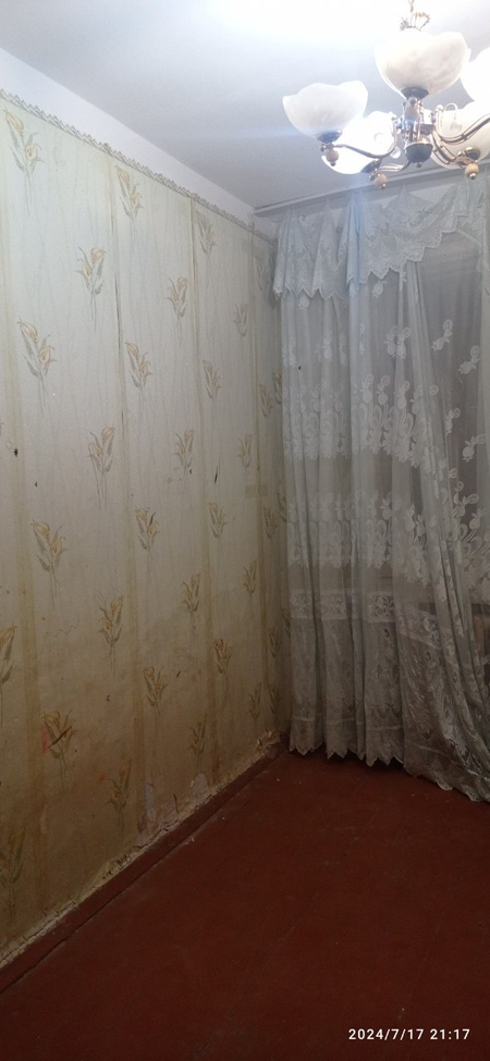 3 xonali uy sotiladi ZARAFSHON shaharda