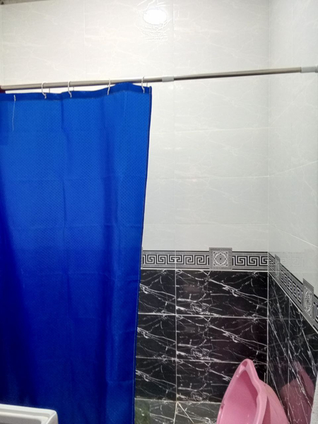 Ховли сотилади Янги дархон томонда