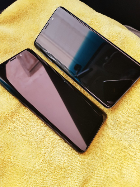 Samsung Galaxy S9 DUOS. OzU 4 GB. Joyi 64 GB. IME Ishliydi. Garantya
