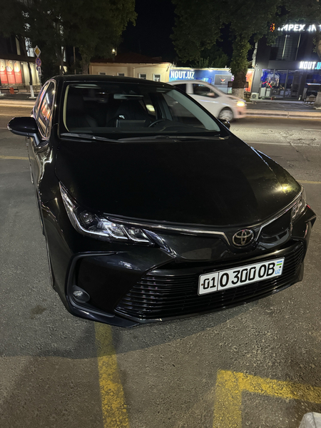 Toyota Carolla Full versia srochno