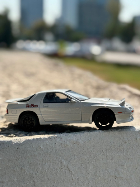 Модель Mazda RX-7