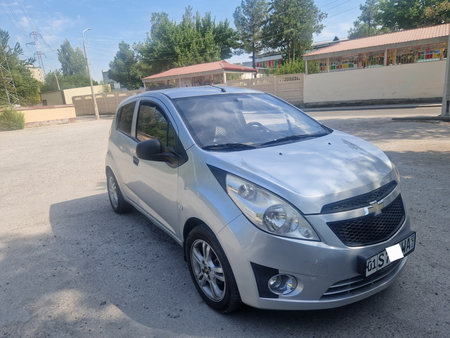Spark 1 pozitsiya