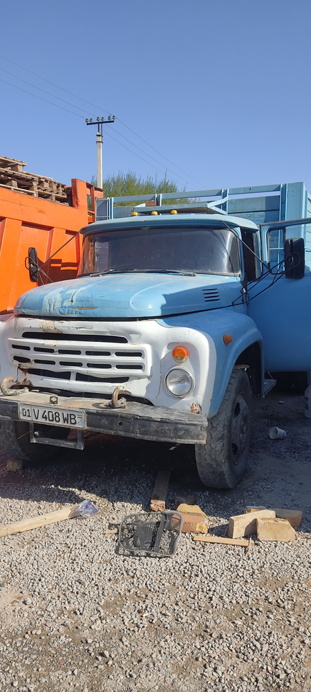 Zil bartavoy  1988 yil