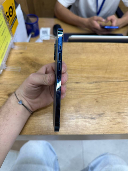 IPhone 12 pro max 128gb blue