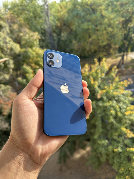 iPhone 12 64GB srochna o’qimasdan tel qilmang