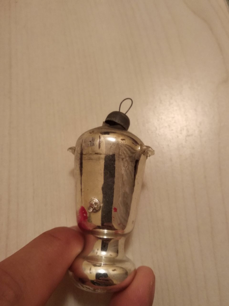 Ёлочные игрушки СССР продаются