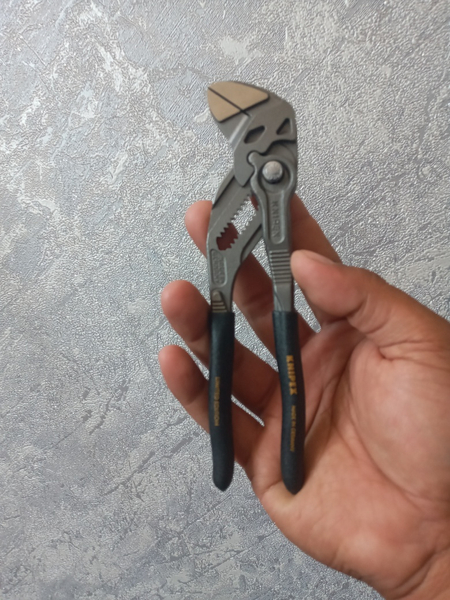Knipex инструмент удобный